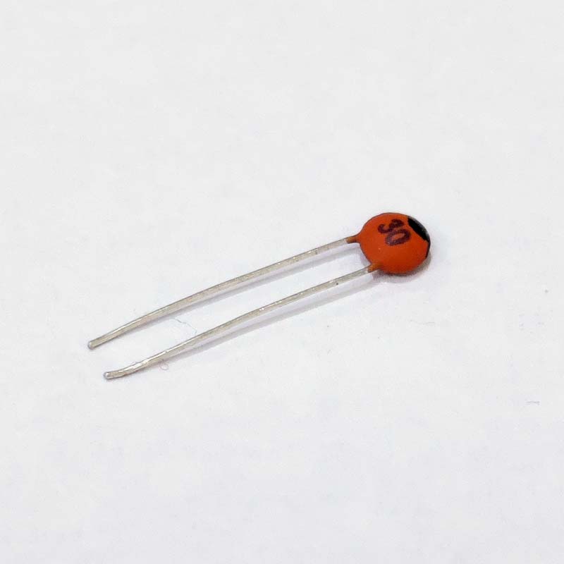 30pF Ceramic Capacitor (Pack of 5) – QuartzComponents